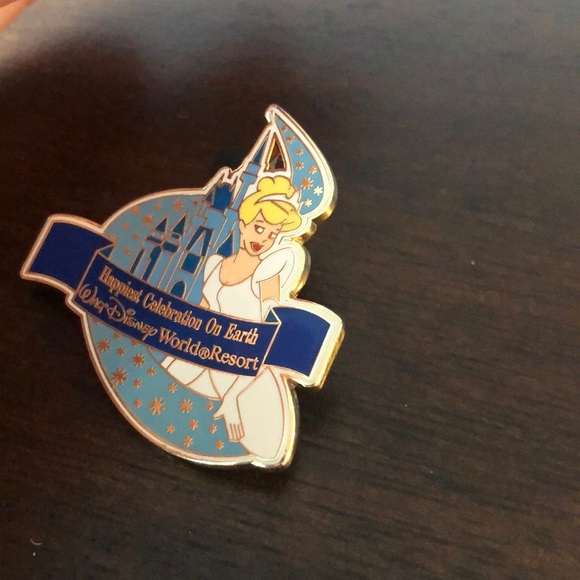 Disney | Accessories | Disney Cinderella Pin | Poshmark